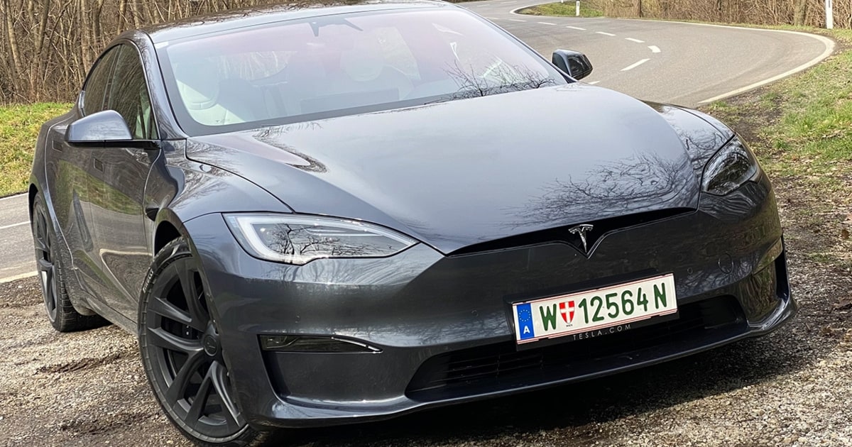 Für zwei Baureihen - Tesla bringt Gratis-Laden zurück & zieht Preise an ...