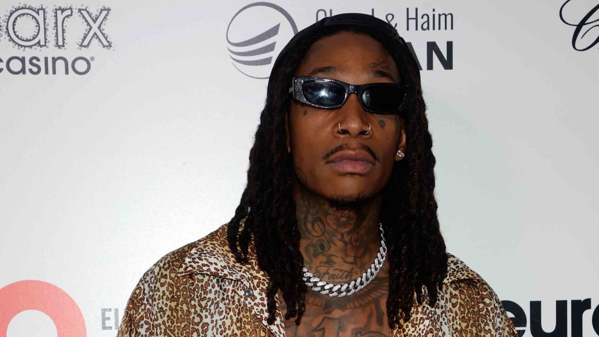 Wiz Khalifa Raucht Gras