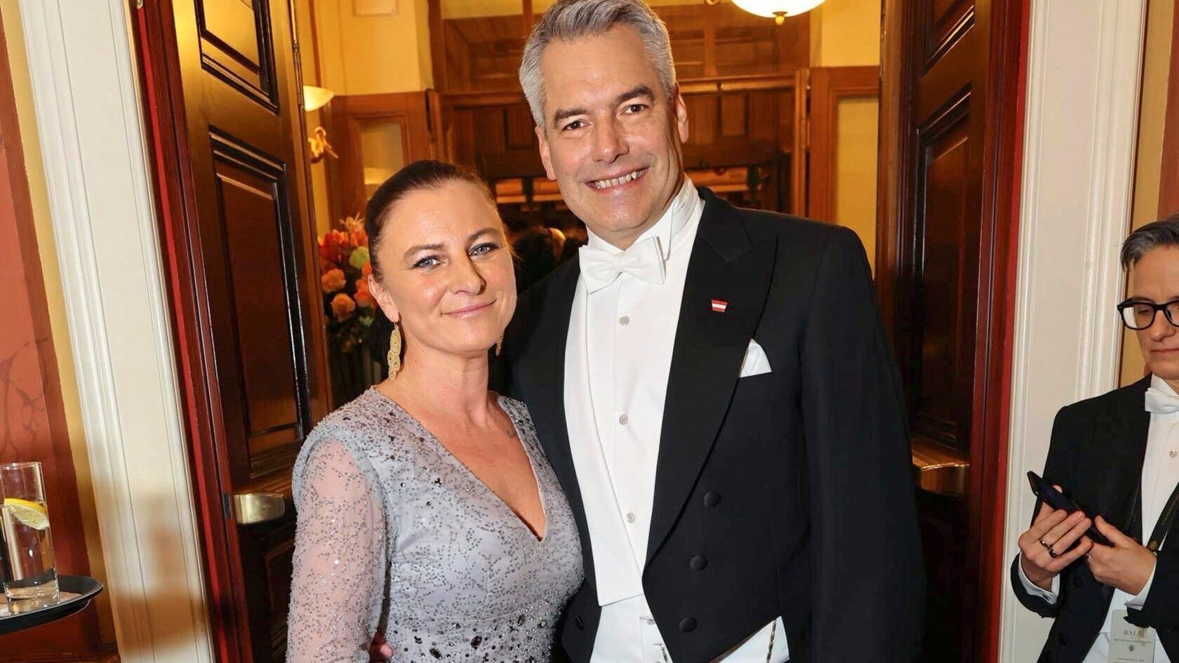 „Liebe & Leidenschaft“ - Philharmonikerball feierte glanzvolles ...