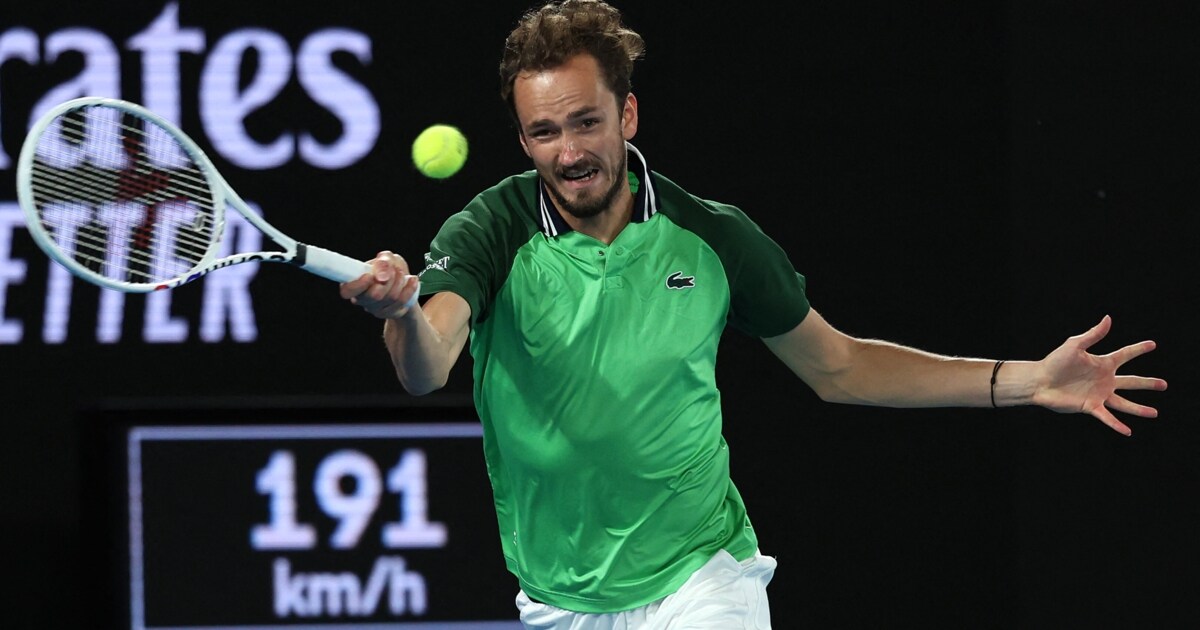 Mit Sinner im Finale - Trotz 0:2-Rückstand! Medwedew ringt Zverev nieder | krone.at