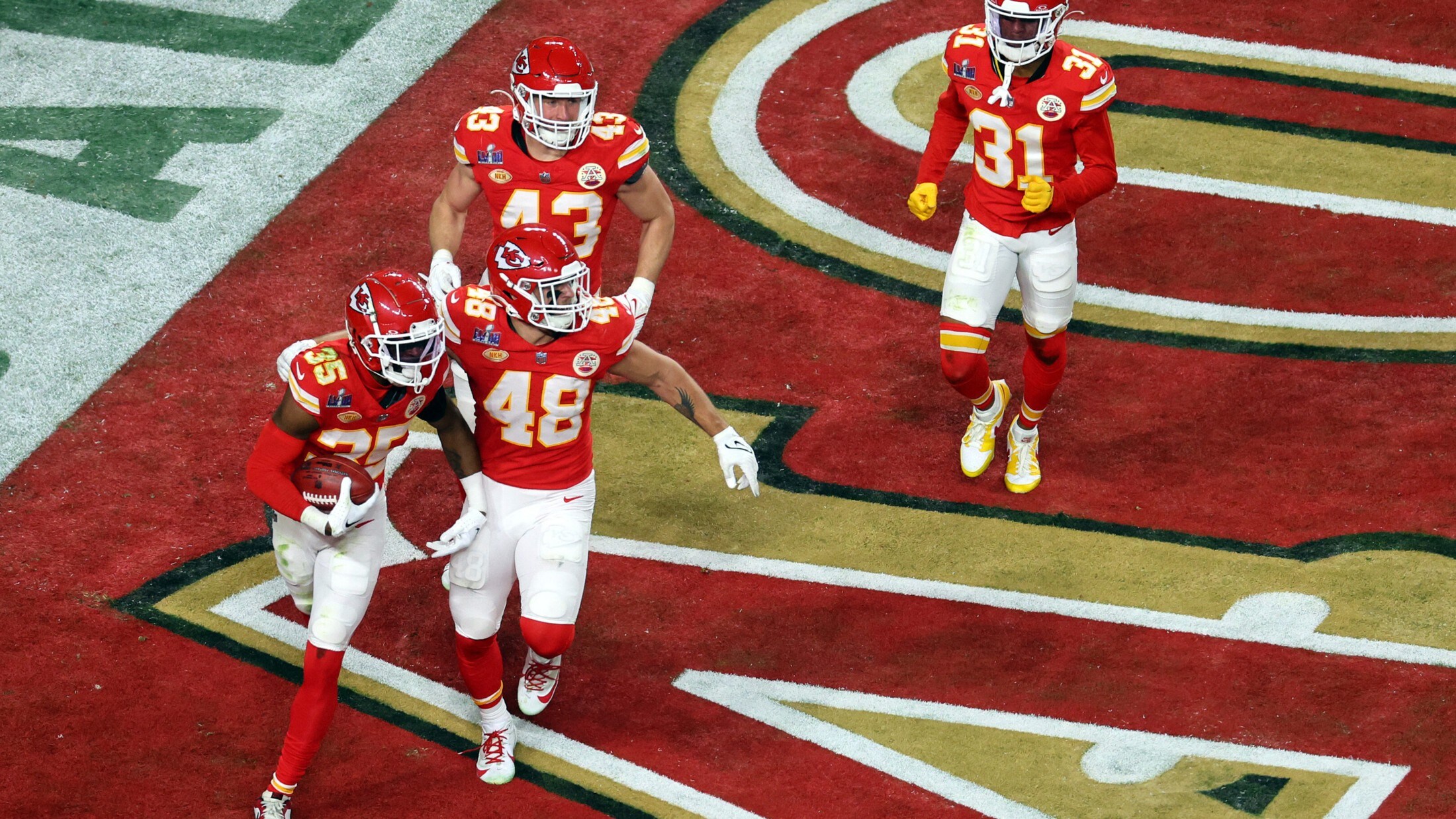 Drama gegen 49ers - Chiefs holen sich Super Bowl nach Verlängerung ...