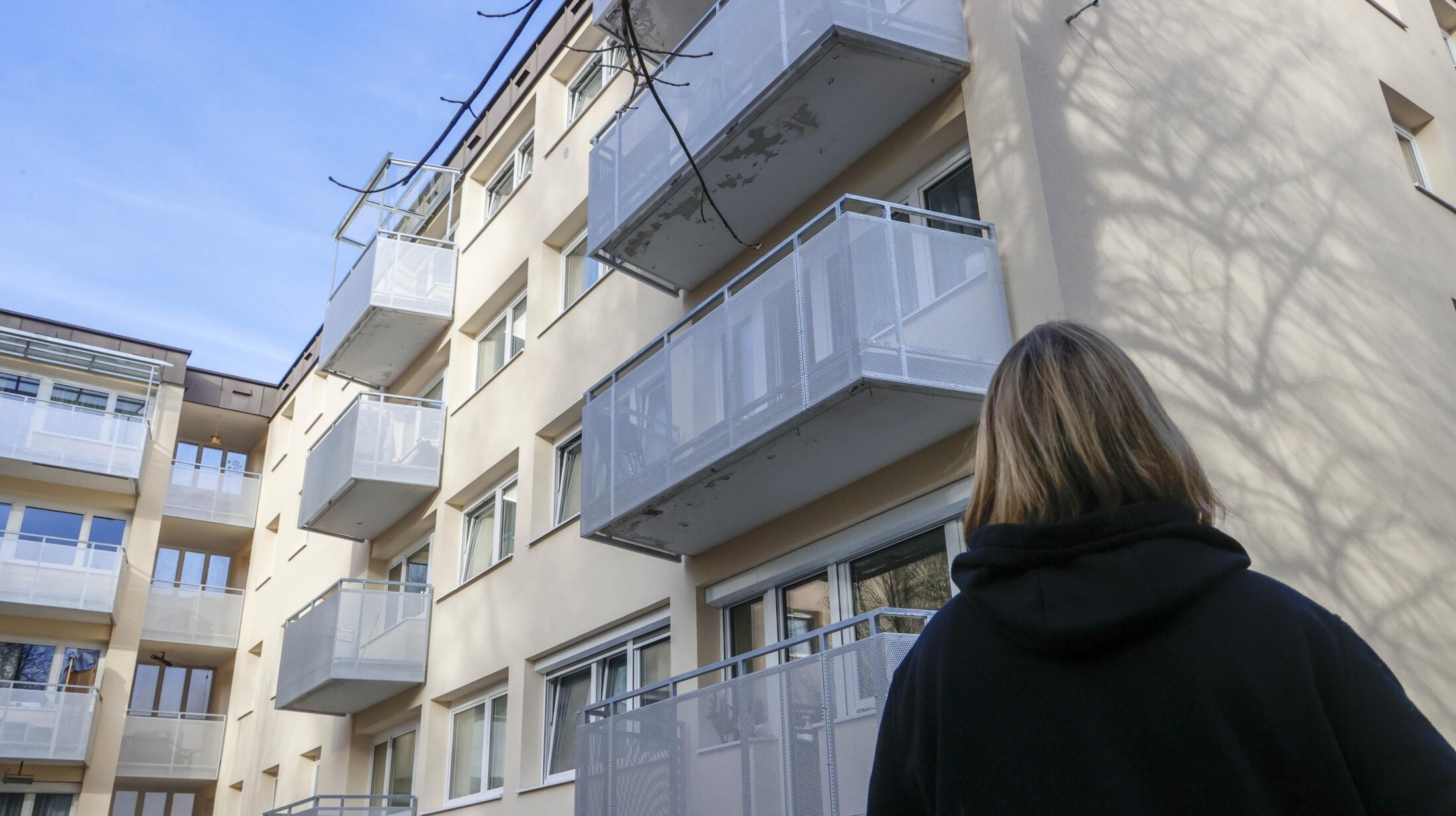 Another Gswb case - Tenant: “Not allowed on the balcony for months ...