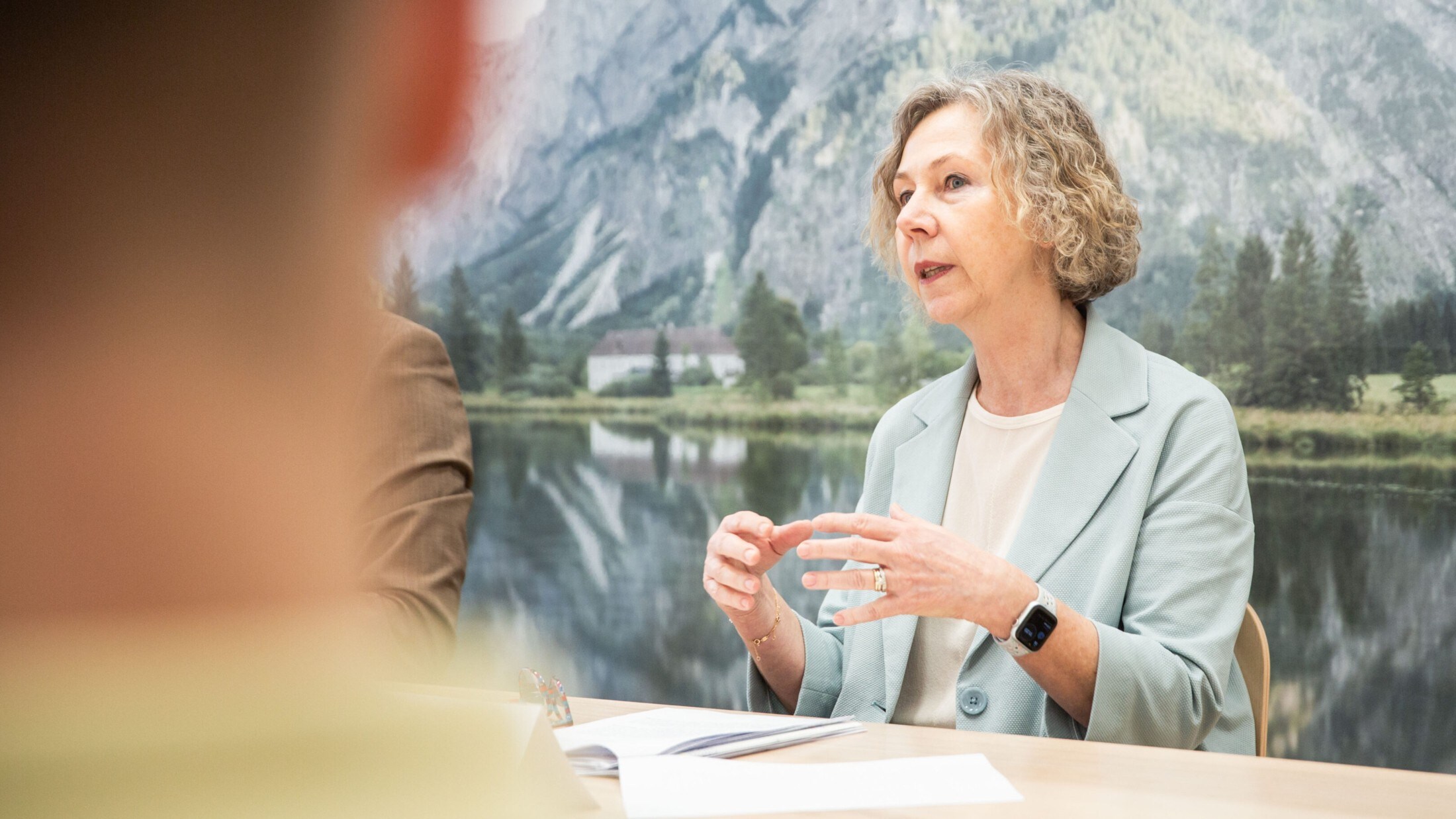 Umwelt-Doyenne - Dank ihr hat Linz das sauberste Stahlwerk der Welt ...