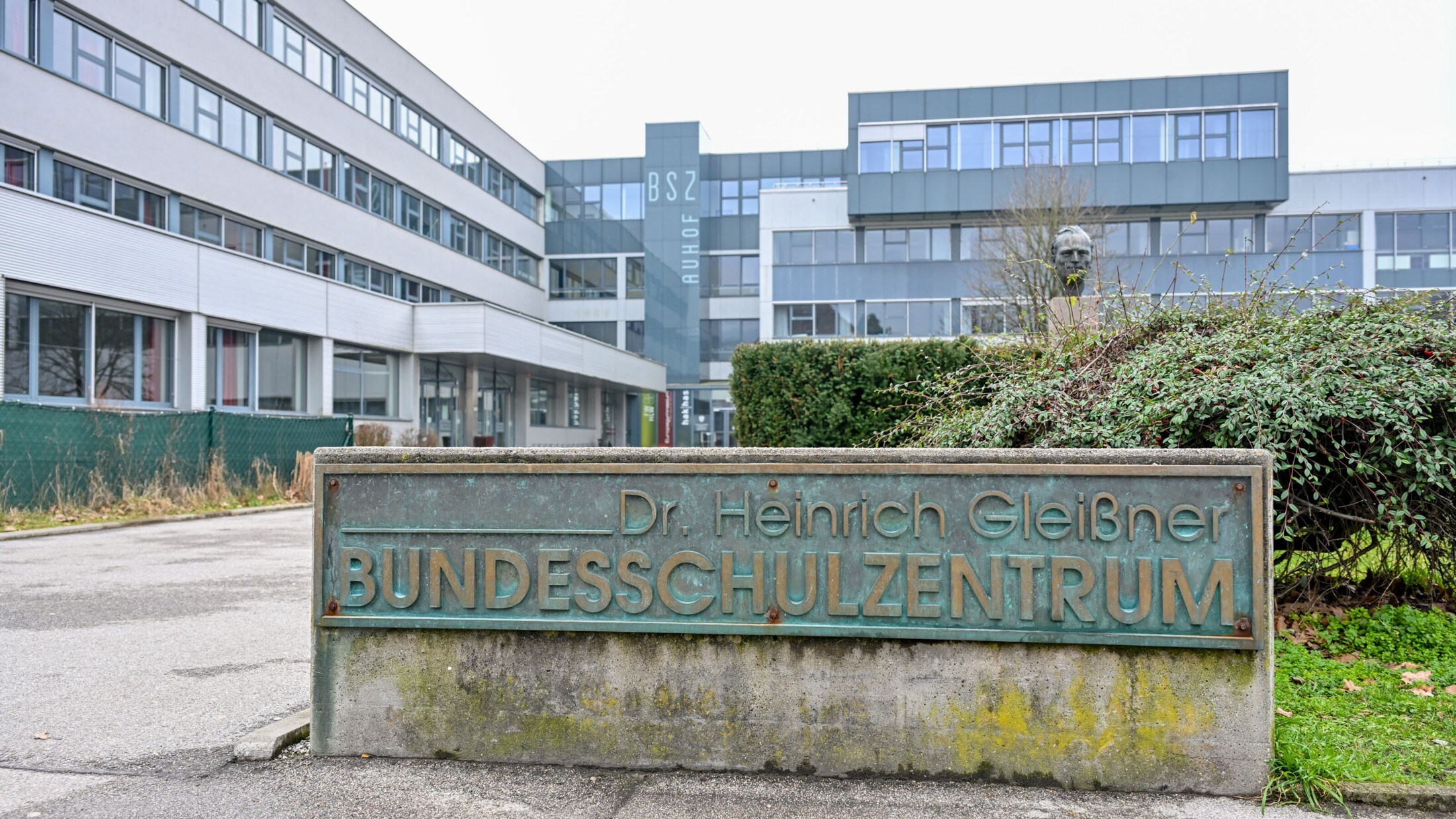 Ermittlungen laufen - Mädchen-Ranking: Es gibt einen ersten ...