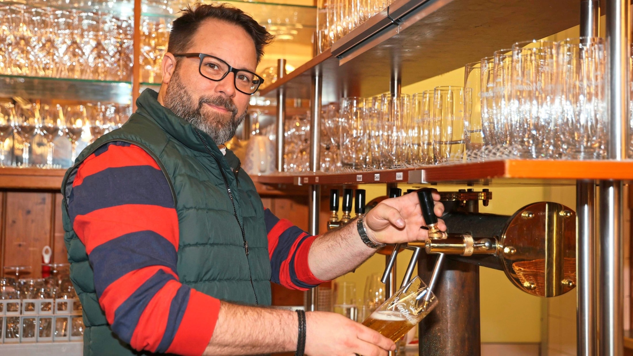 Traditionshäuser-Aus - Viele Probleme: Was Gasthaussterben vorantreibt ...