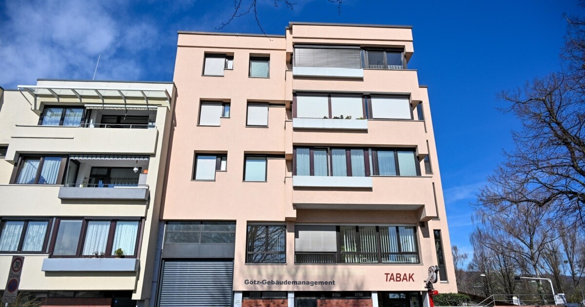 Obduktion fertig - Tödlicher Fenstersturz: Ermittlungen gegen Mama ...