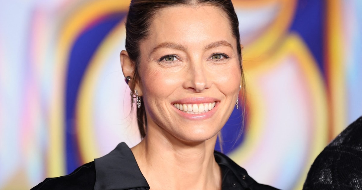 Heiße PO-sen - Jessica Biel verschickte sexy Fotos zum Geburtstag ...