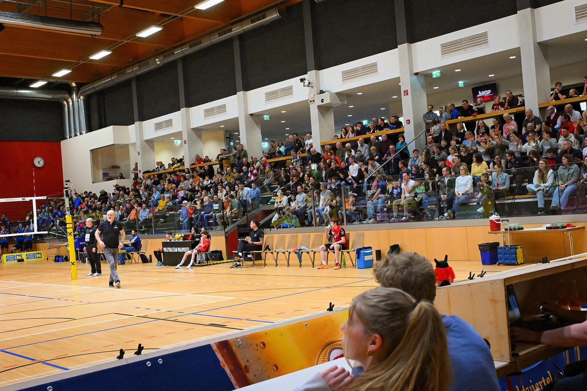 Over 1300 fans - Zwettl in volleyball fever: “Simply great!” | krone.at