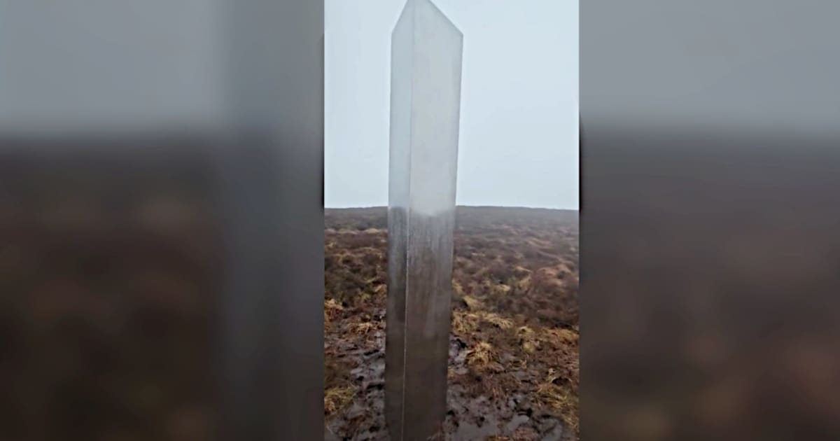 "Thought of UFO" - Another mysterious monolith has appeared in a wasteland | krone.at