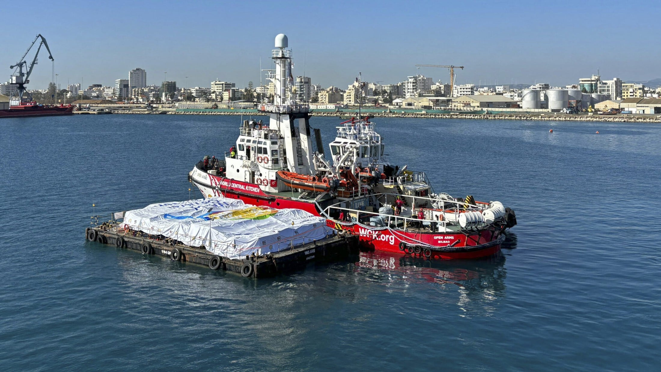 On the road at 5.5 km/h - “Open Arms” sails to Gaza at a snail’s pace ...