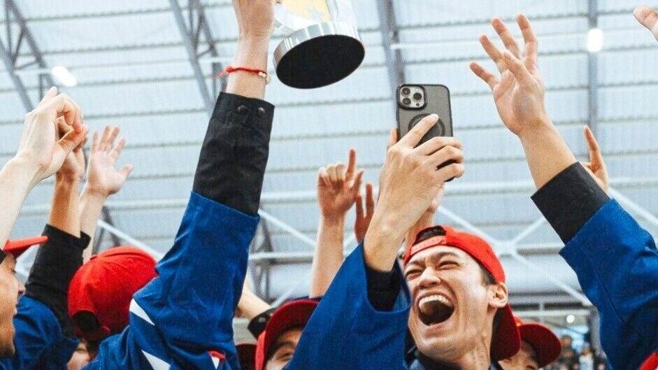 Ein Hockey-Märchen - Wiener hat um Mitternacht Date mit Thai-Königin ...