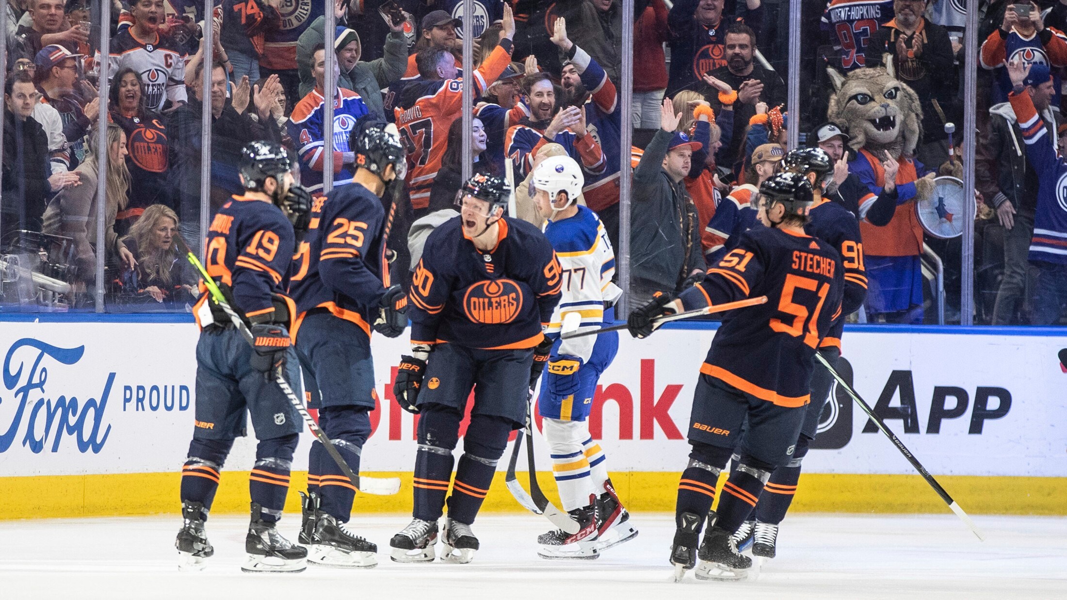 Goal show in the finish - Crazy final period! Oilers crush Buffalo ...