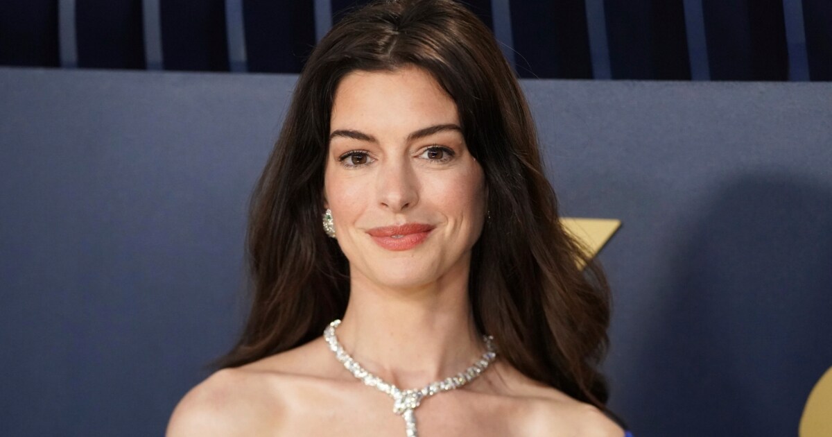 "Çok istiyordum" - Göz yaşartıcı röportaj: Hathaway düşük hakkında ...