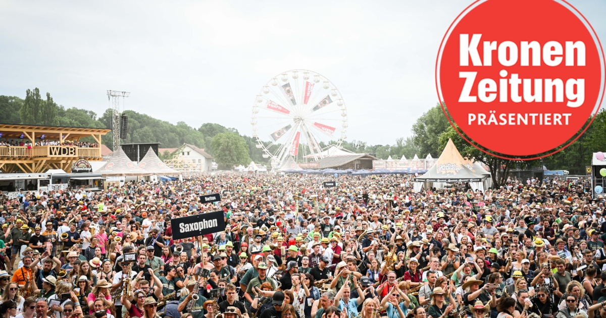 "Krone" band - The performance of your life in front of 17,000 people ...