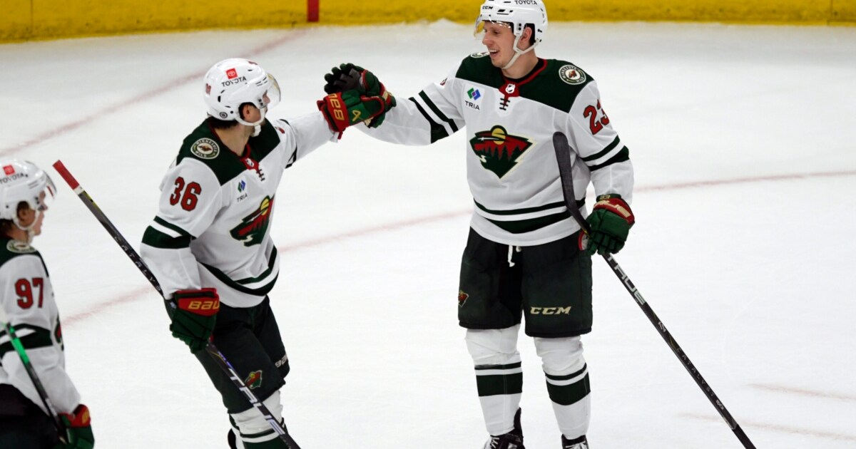 Triumph in Chicago - Rossi’s 21st goal of the season in Minnesota’s NHL ...