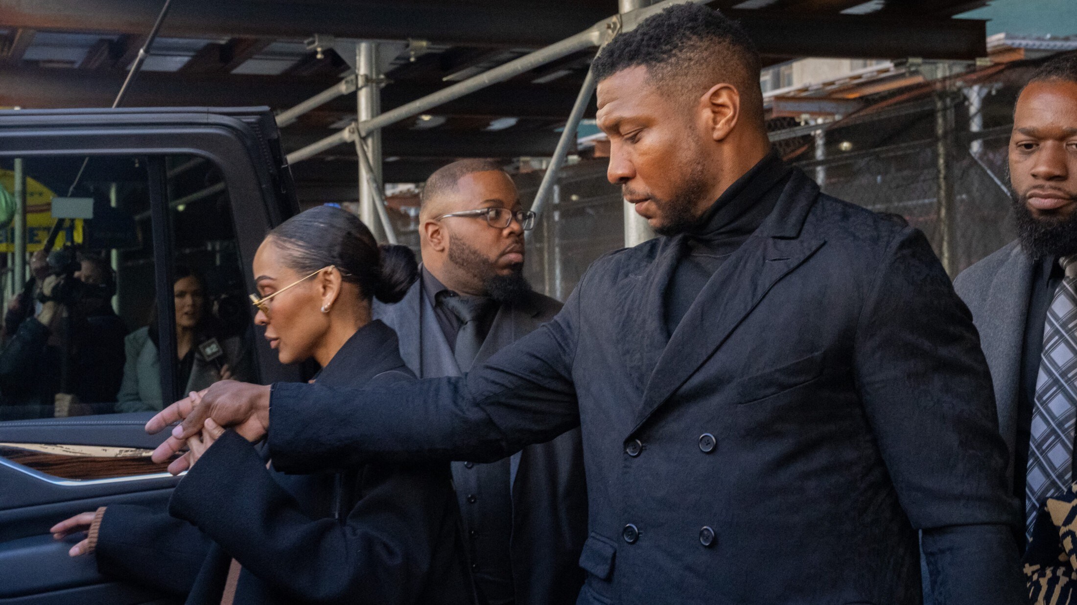 After attack on ex - Jonathan Majors sentenced to anti-violence ...