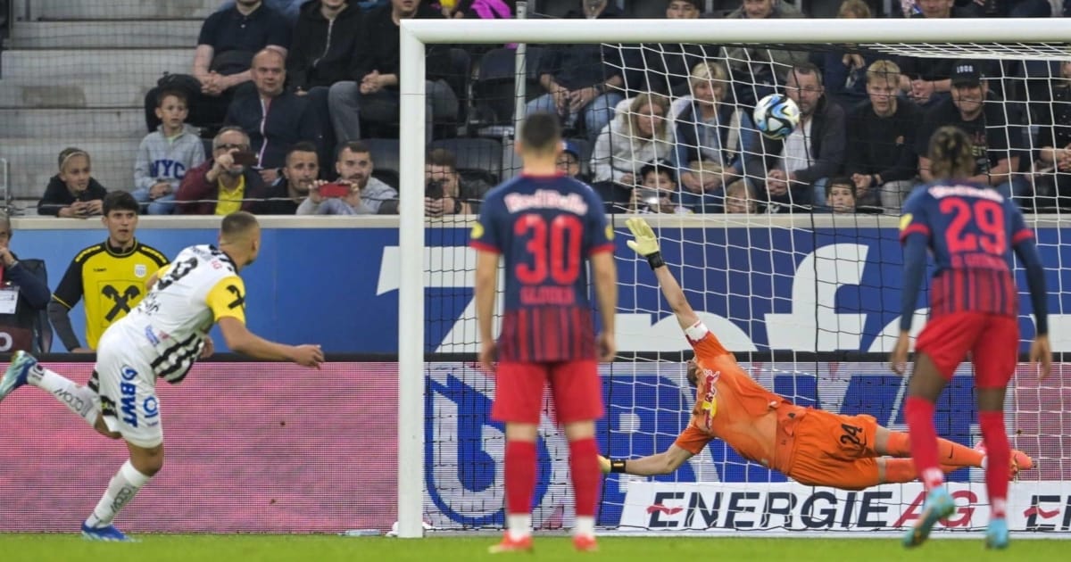 Despite mega chaos - LASK loses license, but wins “Kickerl”! | krone.at