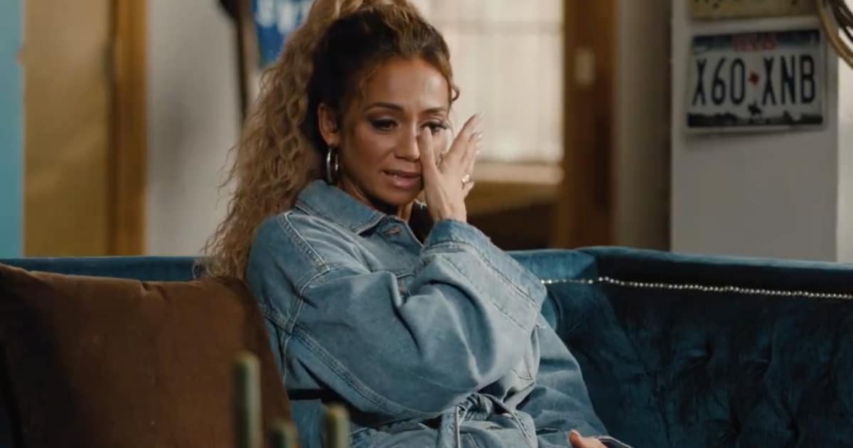 Emotional presenter - Kate Abdo bursts into tears in the middle of an ...