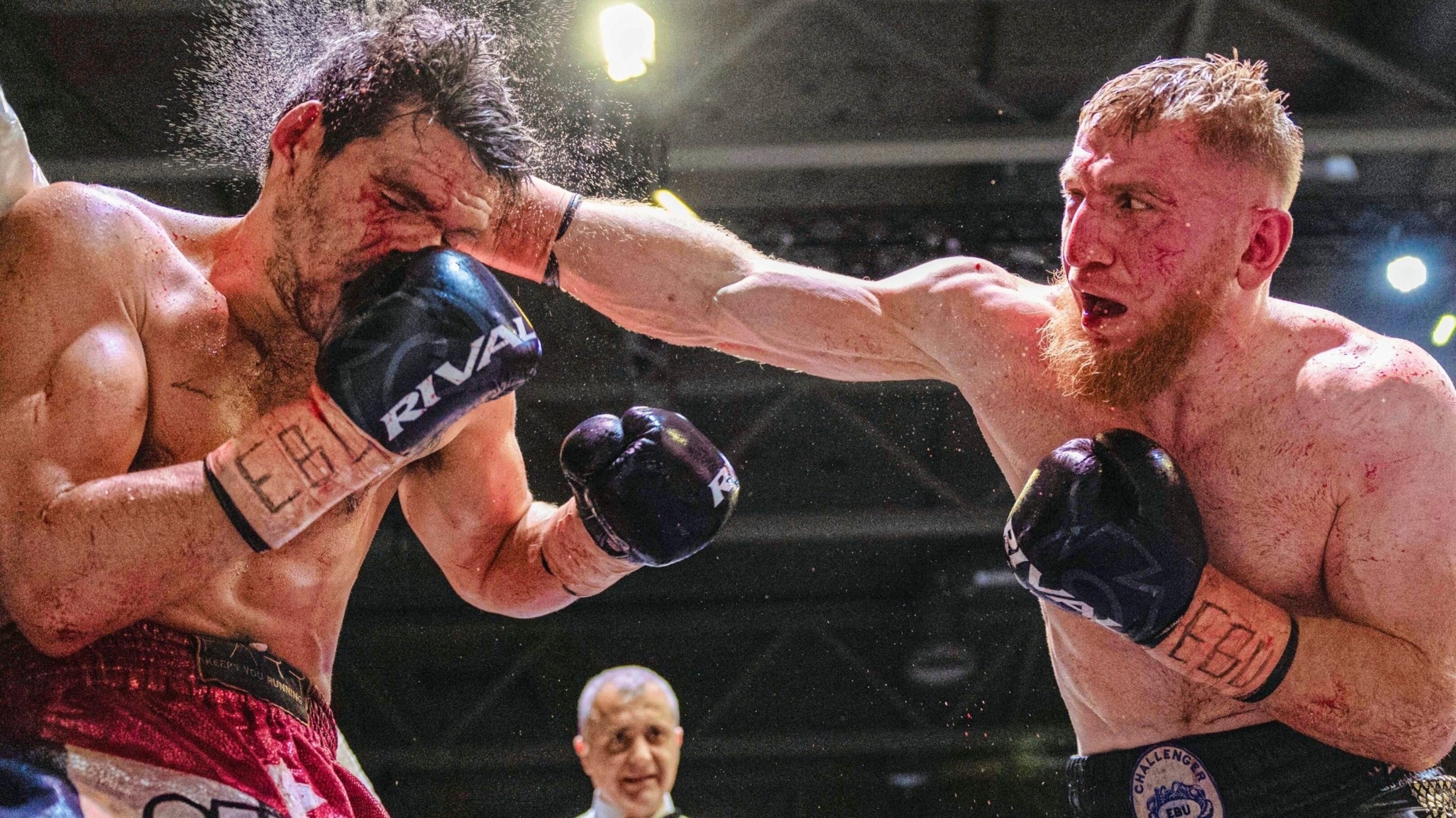 „Gab ihn eine Watsche“ - Video zeigt: So eskalierte der Boxkampf in ...