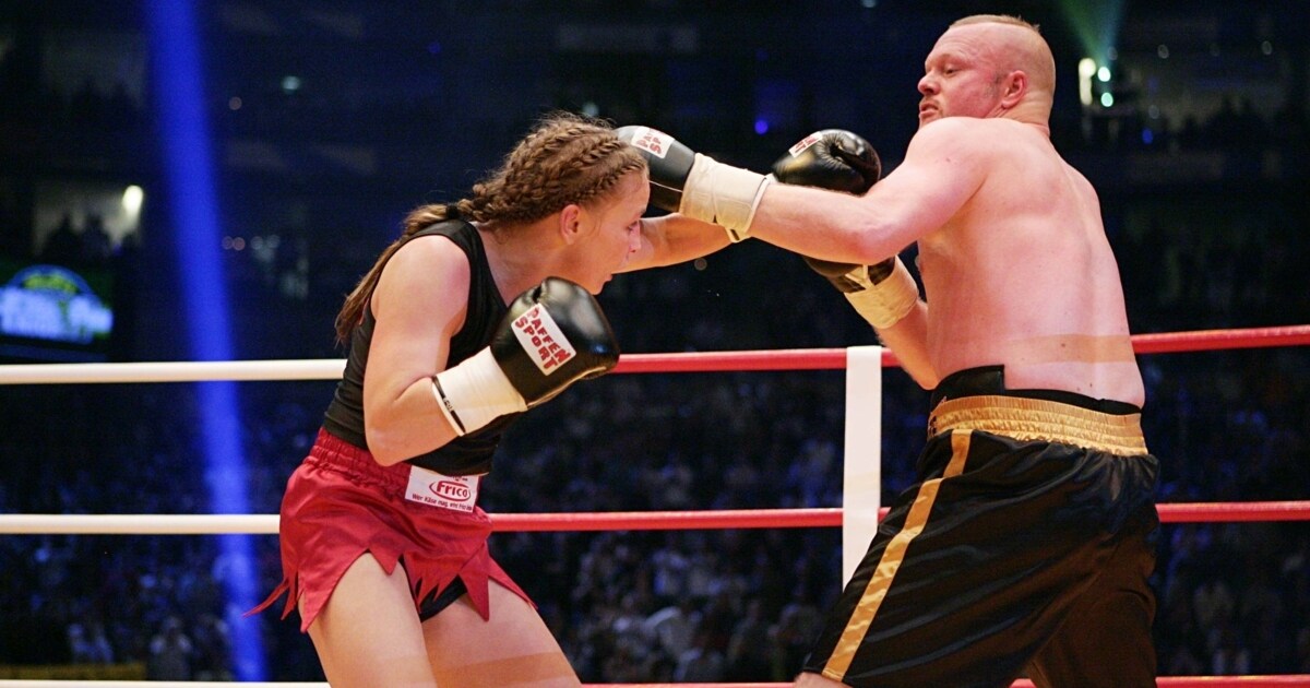 Boxing match on RTL: - Halmich wants to give Stefan Raab a good beating ...