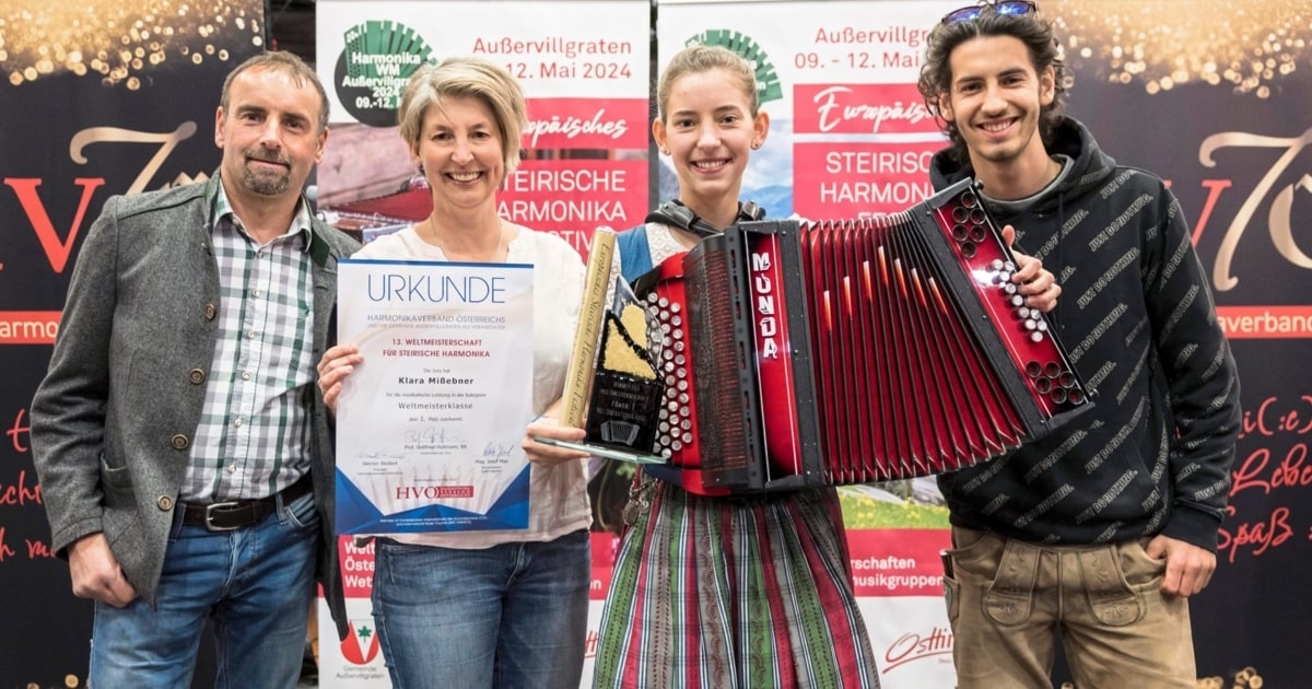 Music in her blood - Styrian woman takes the harmonica crown | krone.at