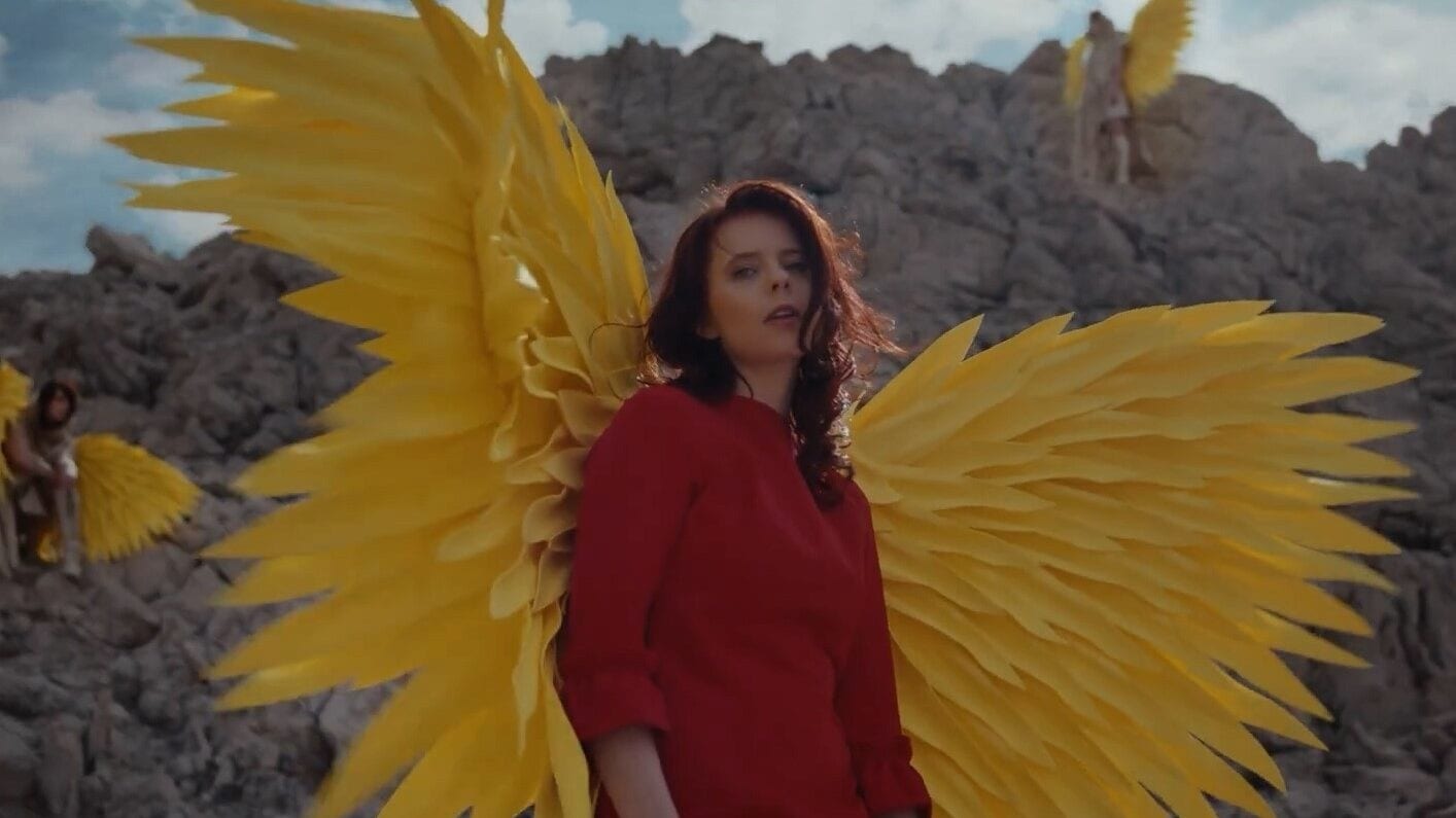 Indie singer KØLEEN - “Lyrics describe life and the past” | krone.at