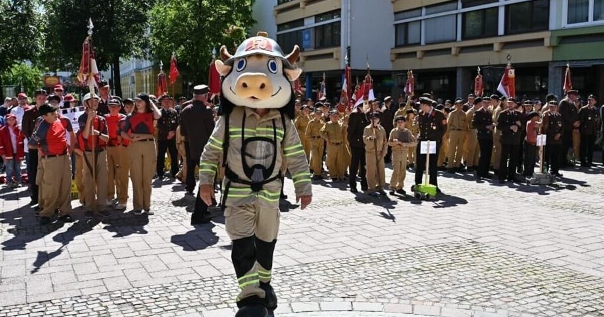 Celebration weekend - Saalfelden celebrates double fire department ...