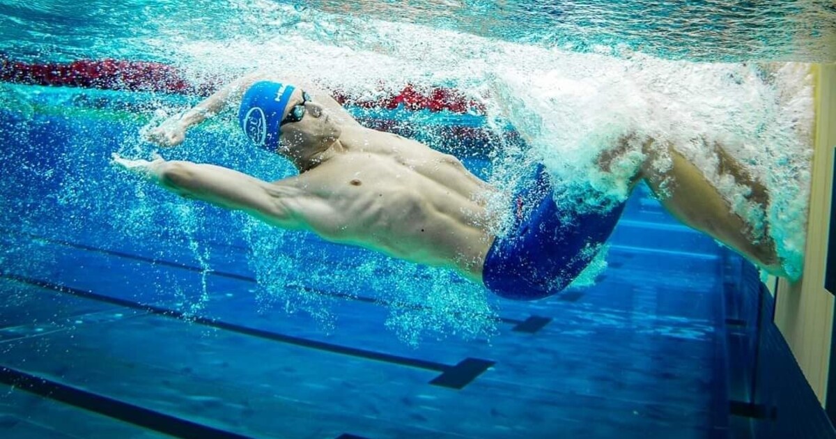 Young swimming ace - In the footsteps of world champion Markus Rogan ...