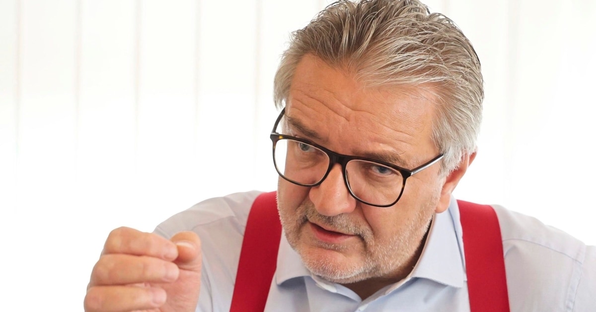 Peter Hacker im Talk: - „Es gibt keine Zuwanderung ins Sozialsystem ...