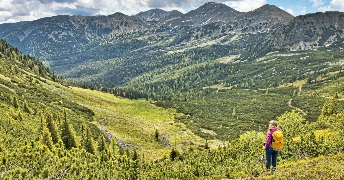 HIKING IN STYRIA - A lonely summit high above the Liesingtal valley ...