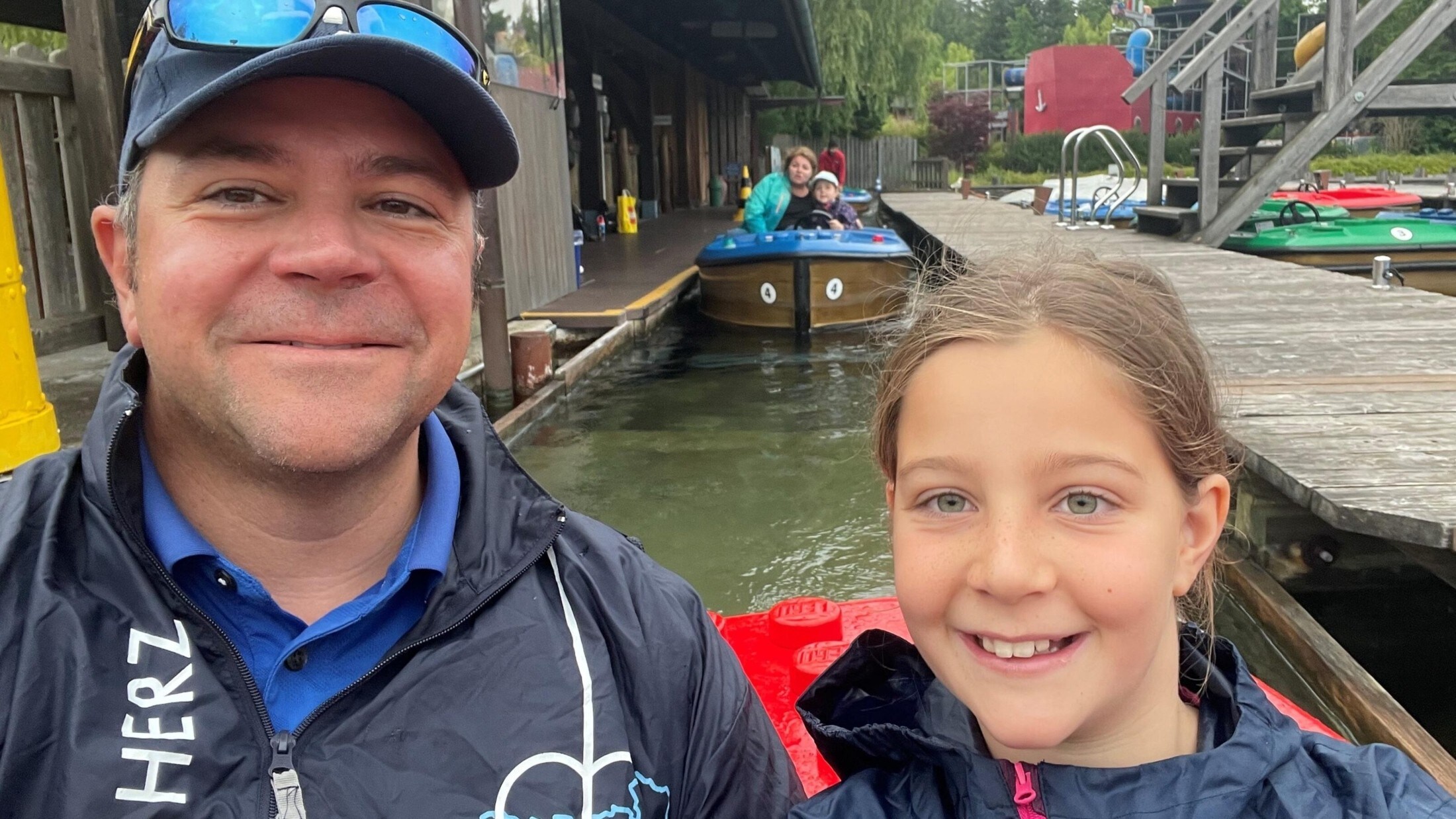 Laura als Einlaufkind - Tirolerin (10) mit den EM-Stars auf Tuchfühlung ...