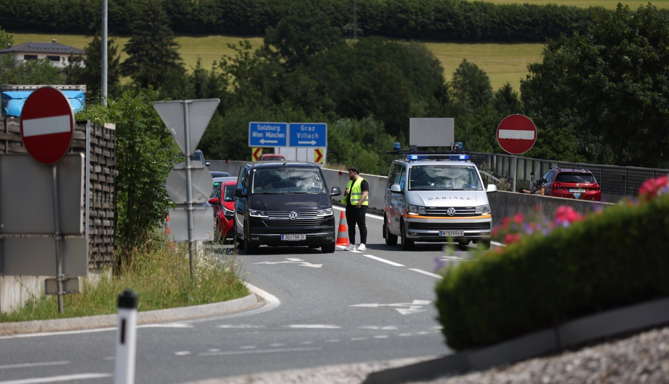Traffic jam on the A10 - The Tennengau trembles before the next ...