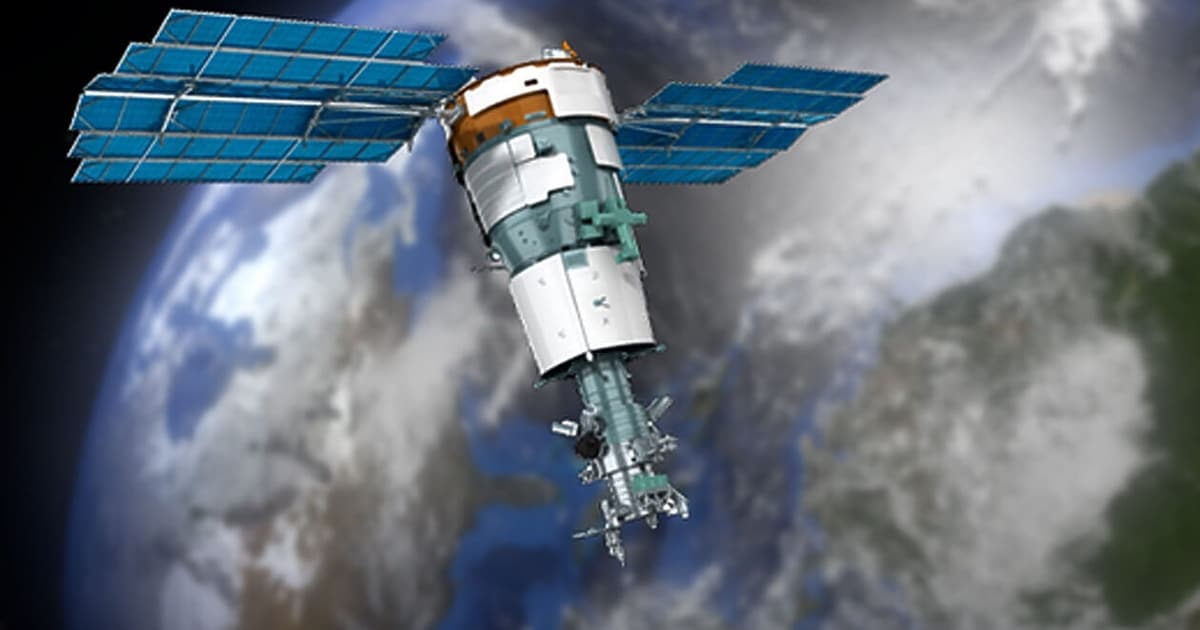 Near ISS orbit - Russian satellite disintegrated into over 100 pieces ...
