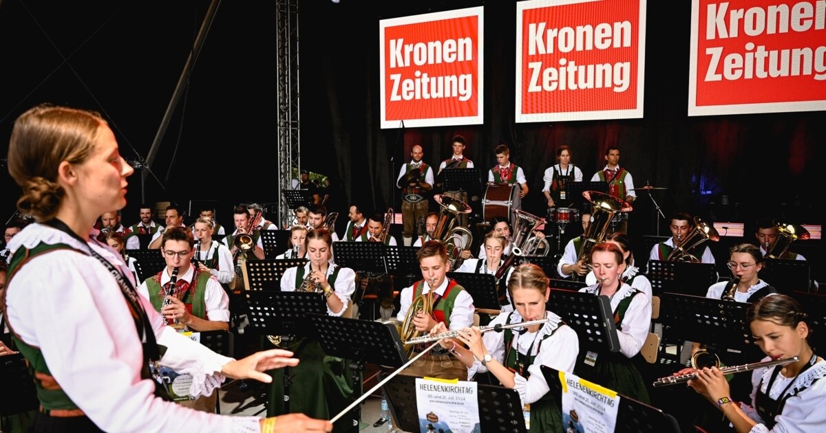 Beim Woodstock - Die „Krone“-Kapelle bei ihrem großen Auftritt | krone.at