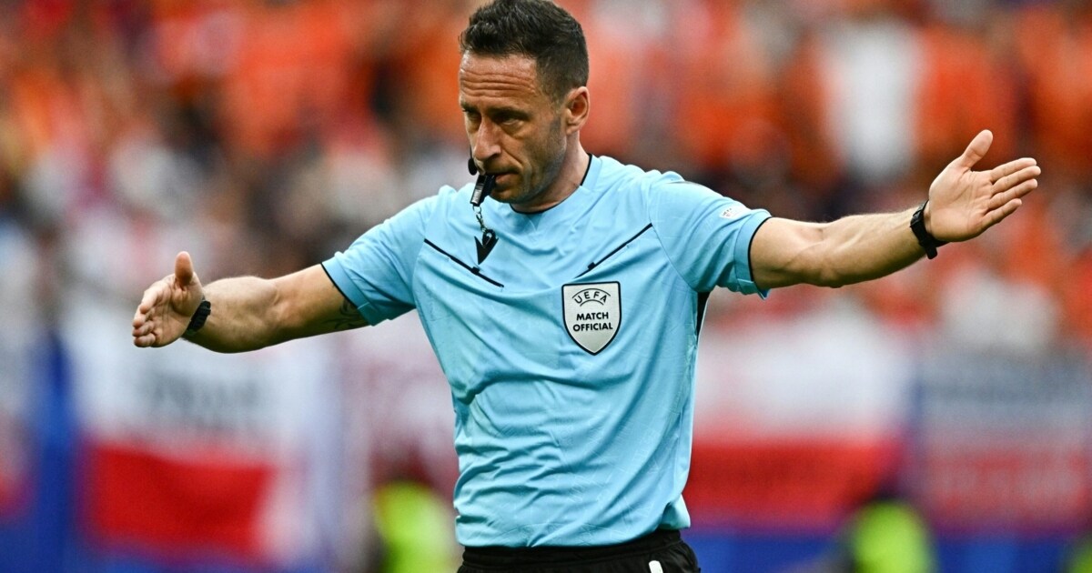 European Championship round of 16 - Is this referee bringing us bad luck again? | krone.at
