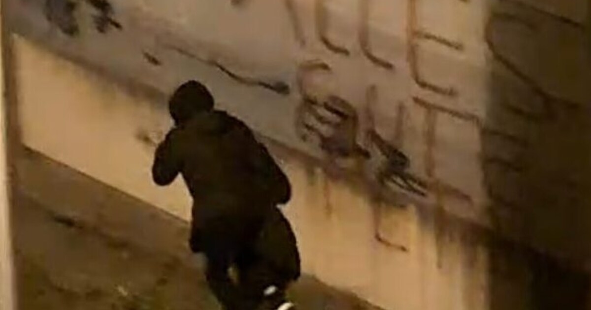 "Everything on video" - Caught: Graffiti clumsy stumbles during escape ...