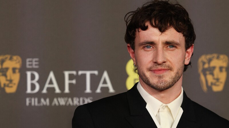 Mescal shows off his muscles - New Gladiator wanted to “look like a ...