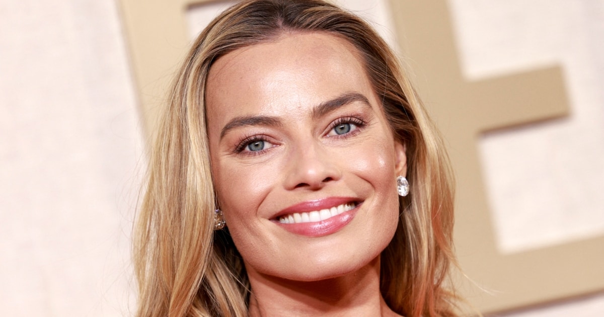 Édes hírek - “Barbie” Margot Robbie terhes | krone.at