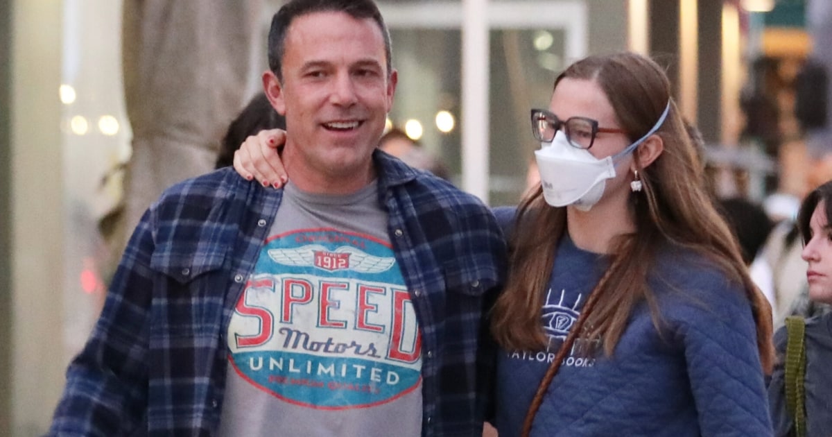 ABD makamları önünde savunma - Affleck’in kızı Violet yeni maske ...