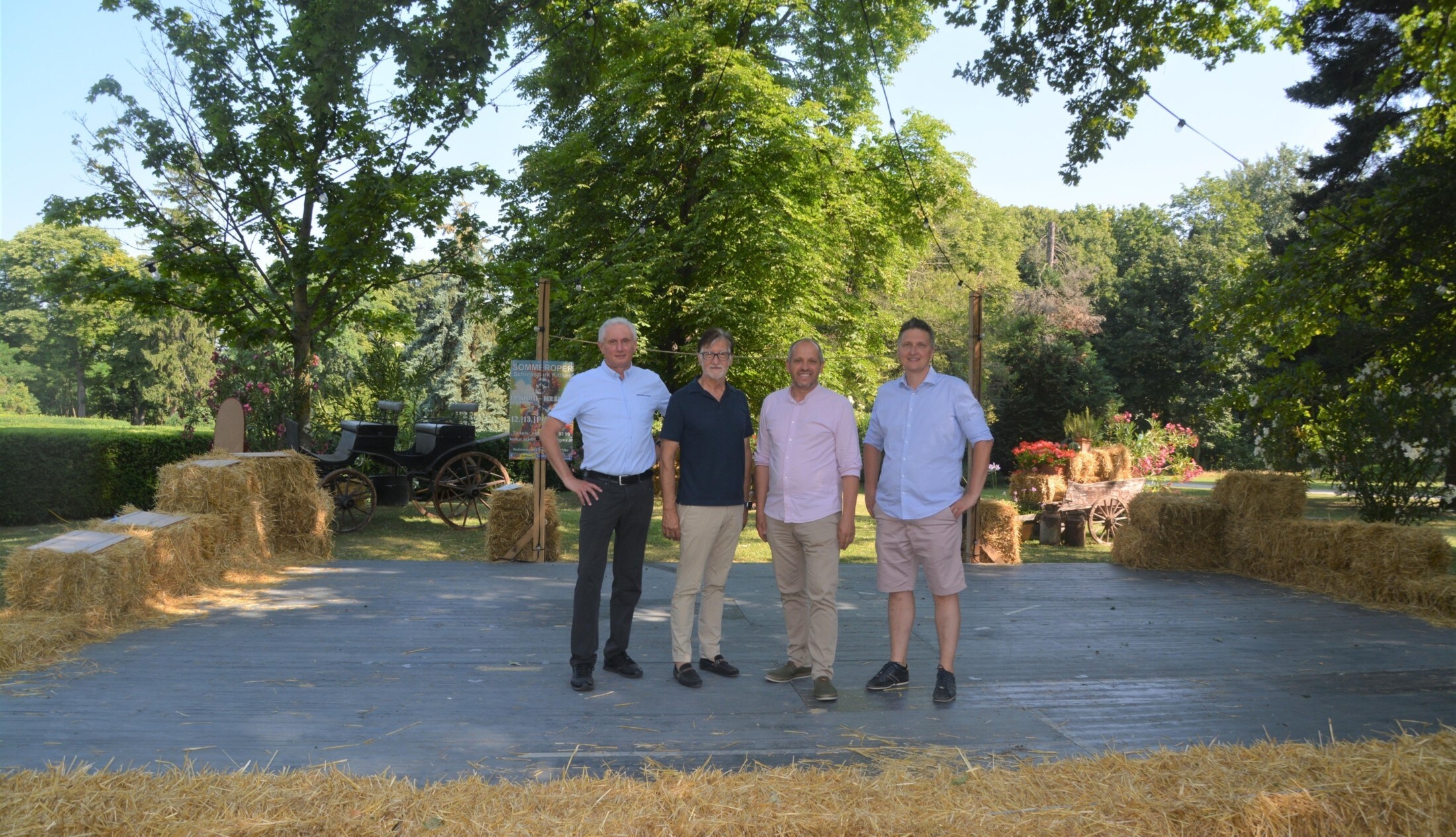 Klein, aber sehr fein! - Sommeroper „I Pagliacci“ im Schlosspark ...