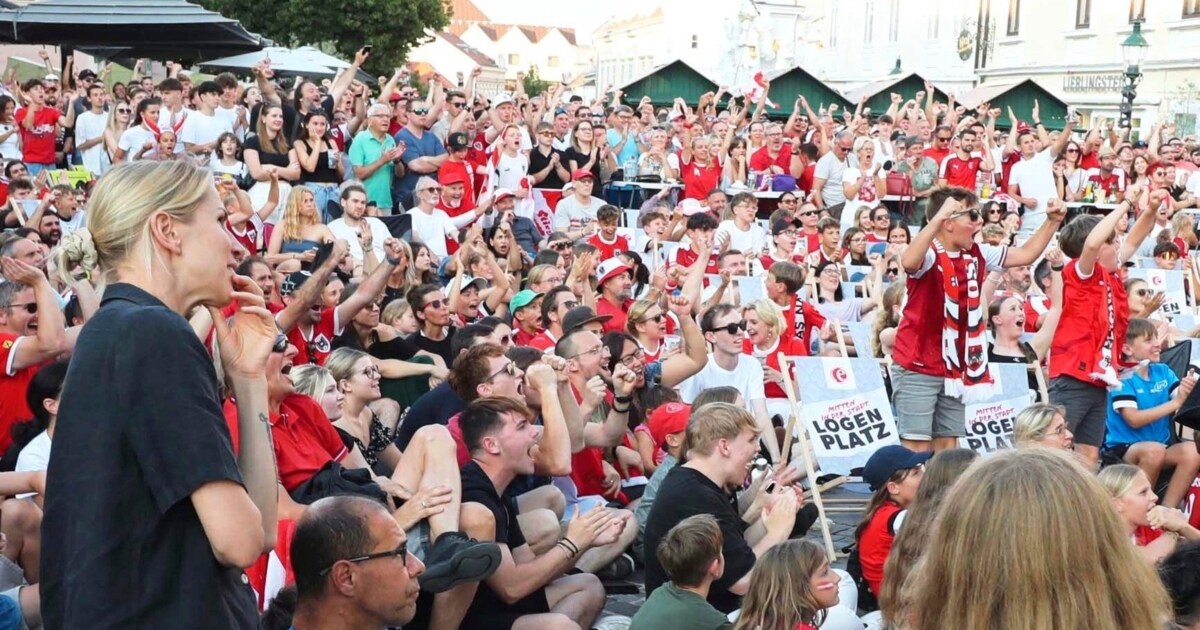 In Soccer Fever More Than 30 000 Fans At The Public Viewing Krone at in-soccer-fever-more-than-30-000-fans-at-the-public-viewing-krone-at