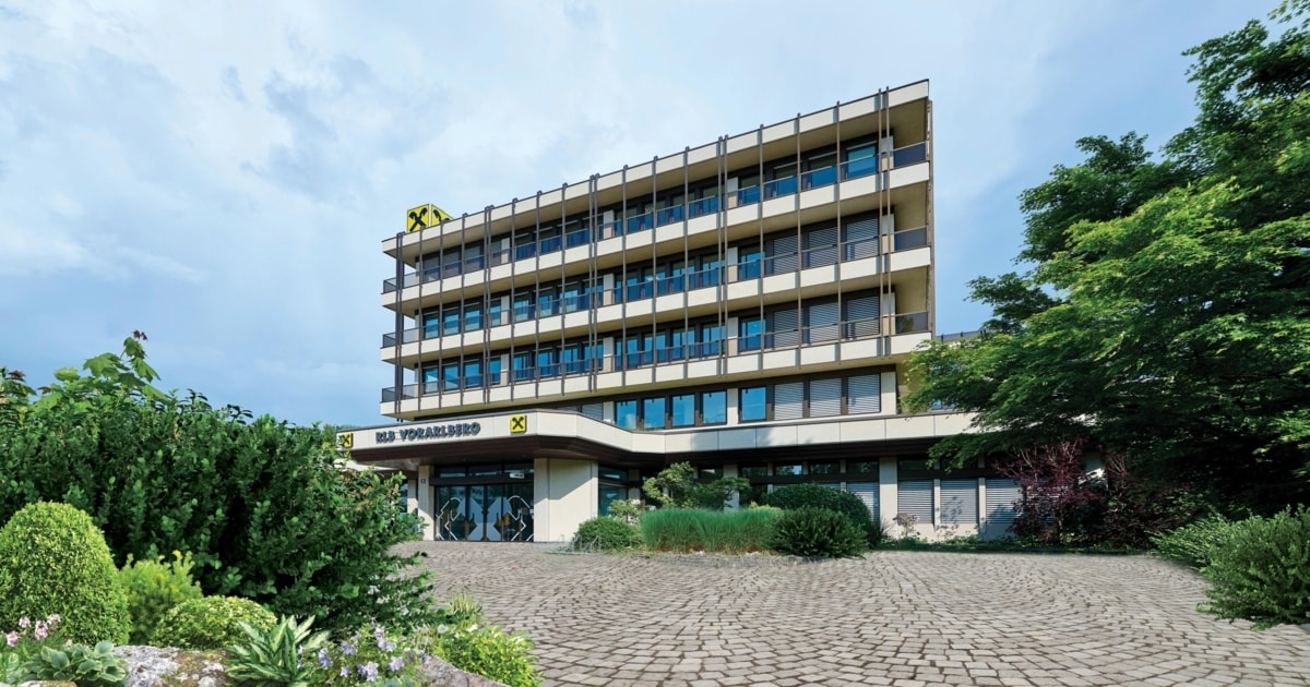 Solid balance sheet - RLB has a strong half-year behind it | krone.at