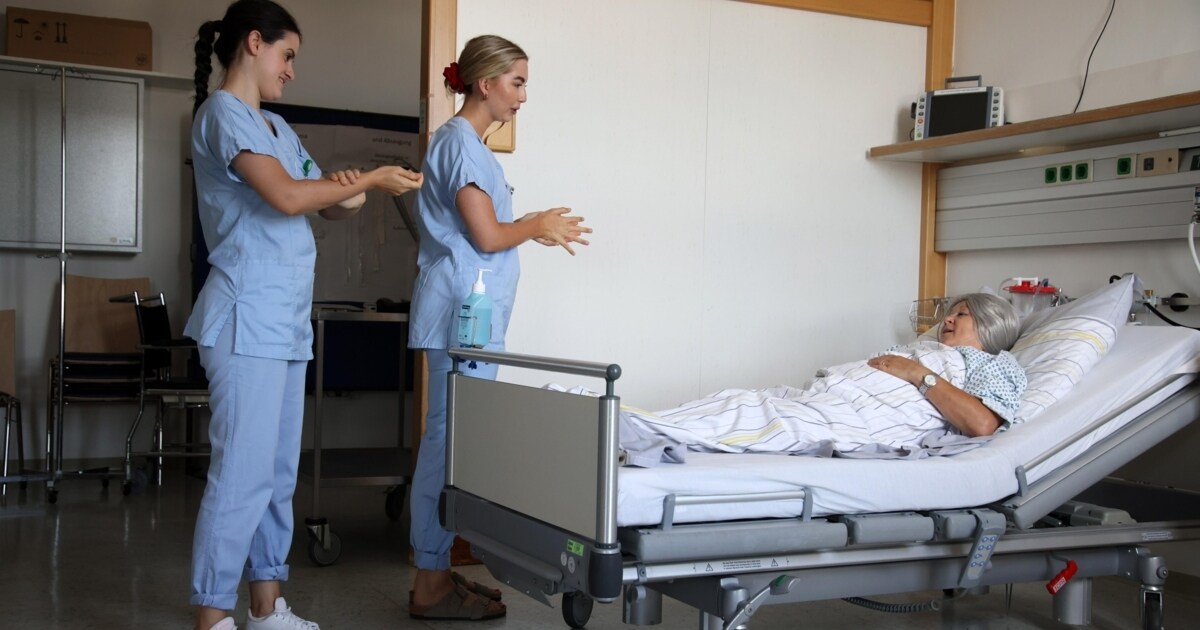 520 beds closed - Care homes have to make do with fewer and fewer ...