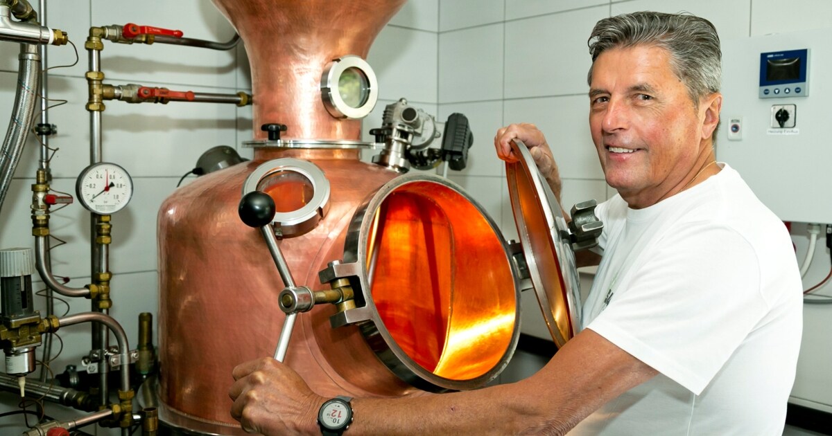 A science of its own: the art of distilling schnapps | krone.at