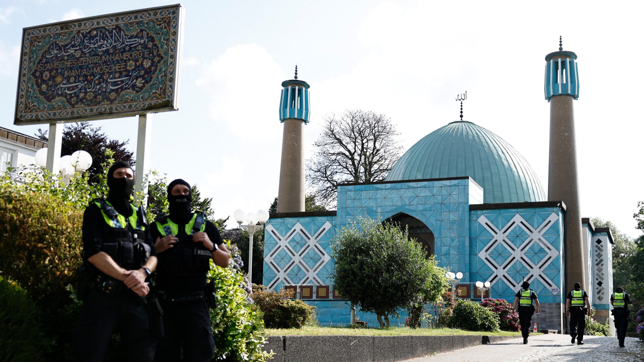 Nationwide raids - Germany strikes a blow against inflammatory mosques ...