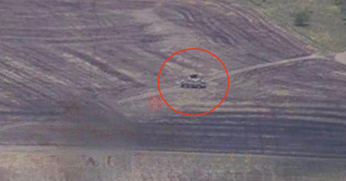 Fires guided missiles - North Korean tanks spotted in Ukraine | krone.at