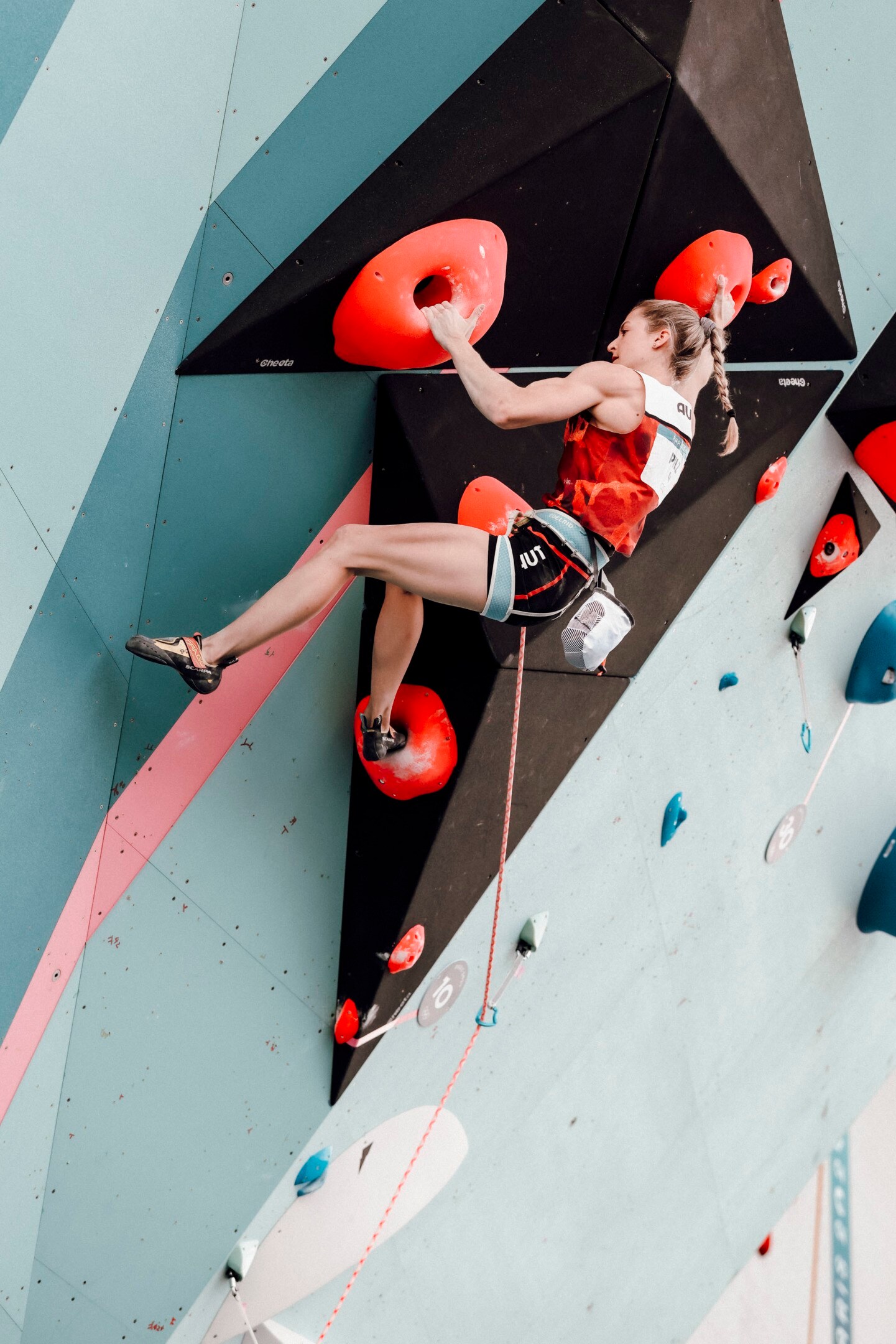 "I enjoyed it" - Jessica Pilz storms into the climbing final in second ...