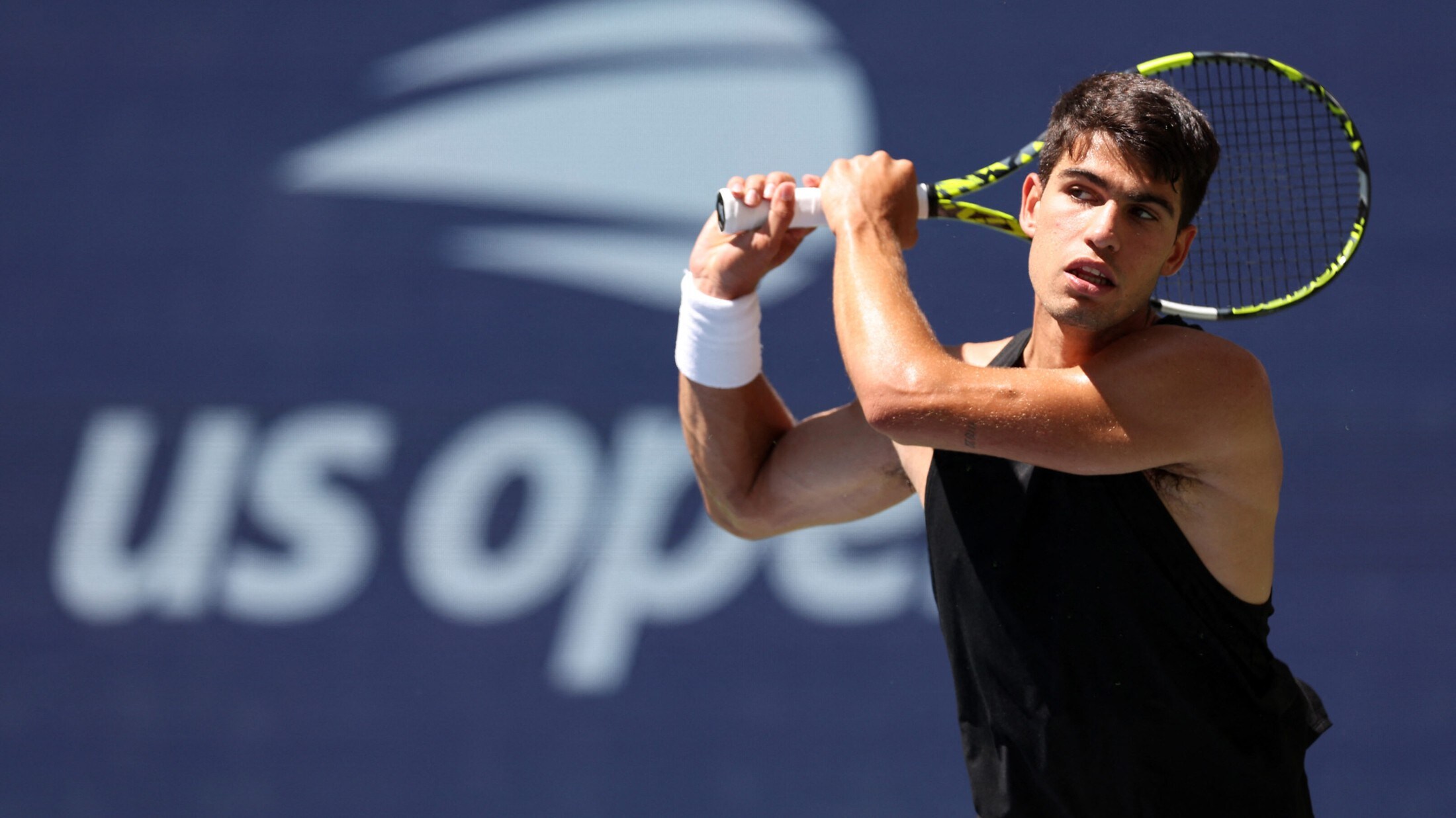 Shortly before the US Open - Scary moment for tennis superstar Carlos ...