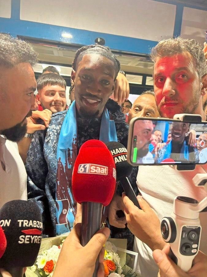 Change is perfect: - ÖFB kicker celebrated like a top star on arrival ...