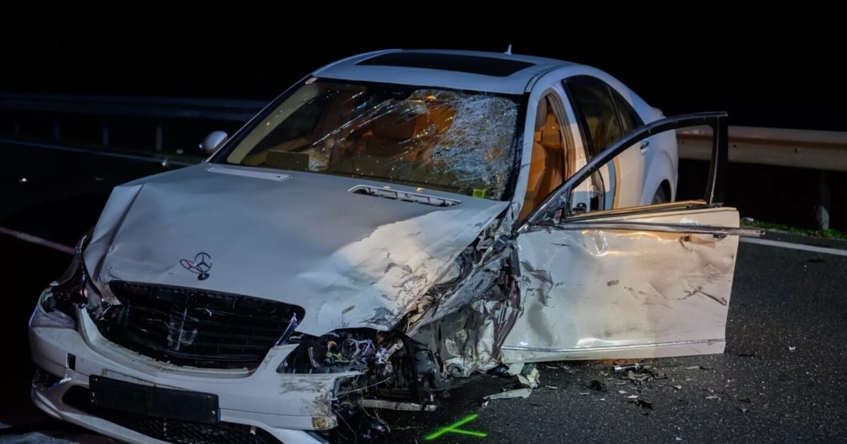 Frontalunfall auf B309 - Zwei Verletzte bei heftigem Zusammenstoß | krone.at